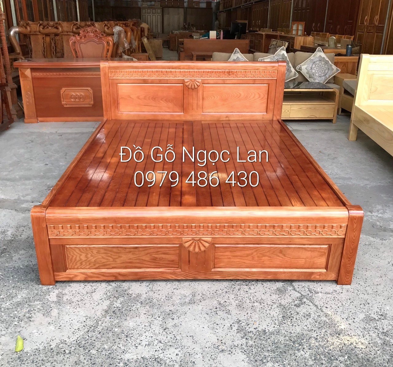 Giường gỗ sồi nga vat phản mẫu quạt hiện đại,giá rẻ ,chất lượng